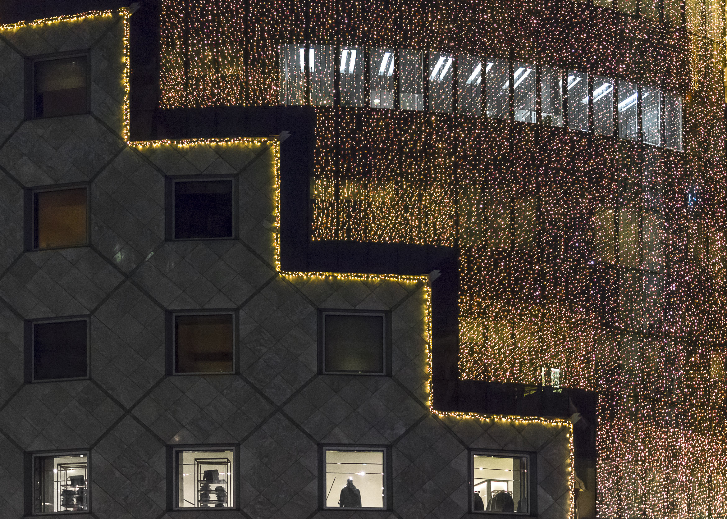 Wordless Windows – Travel with Intent