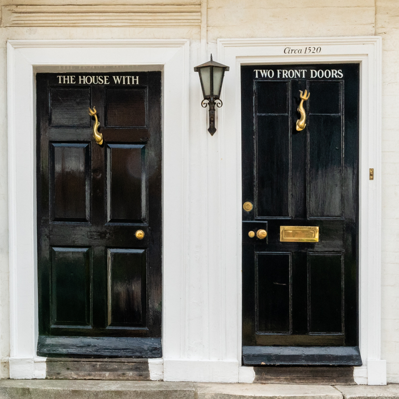 A house with two doors and other entrances – Travel with Intent