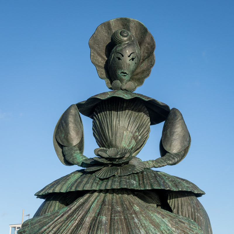 Oddly dressed – Travel with Intent