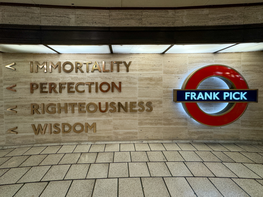 Take your pick at Piccadilly Circus – Travel with Intent